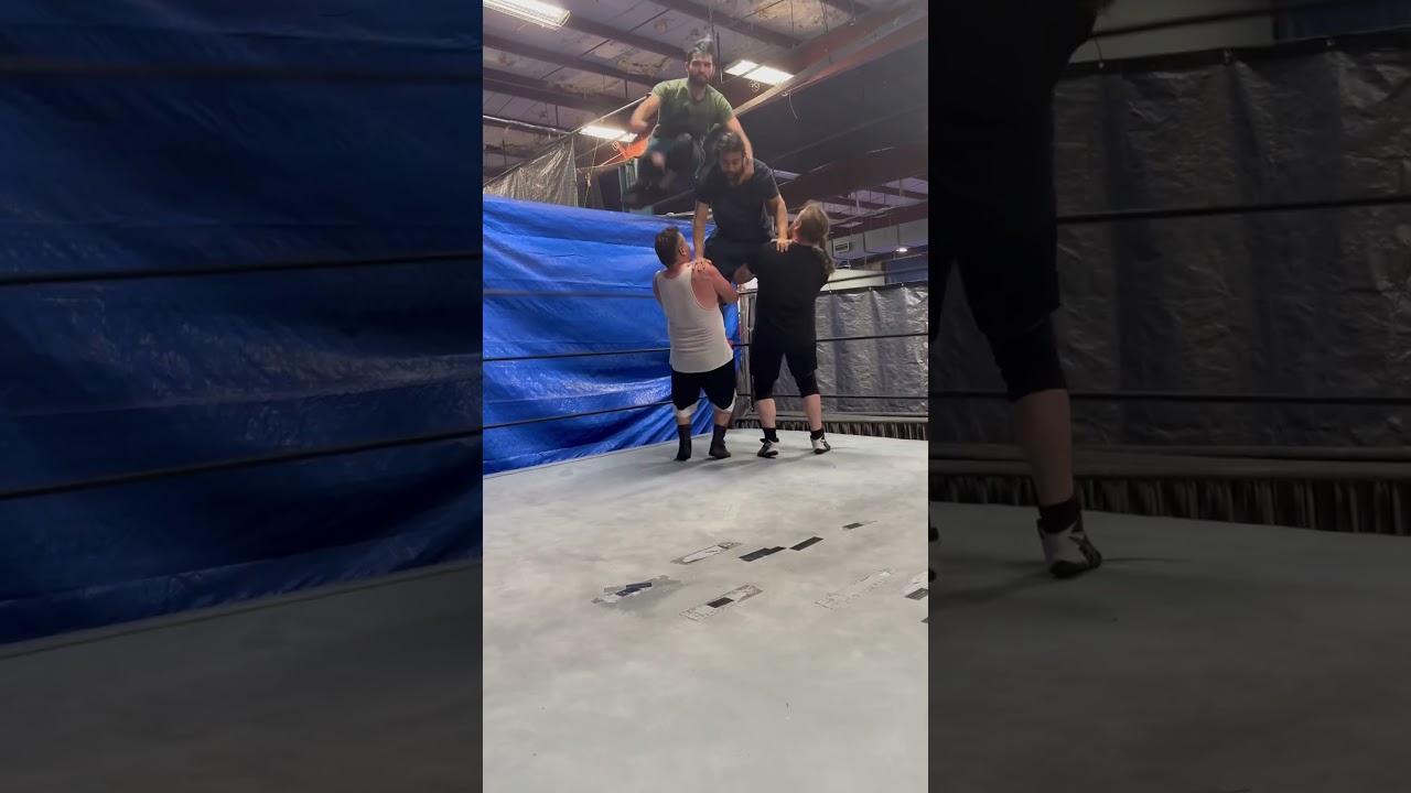 W.O.W Workout Clips – Dexter Obsidian & The Rebellion – Warriors of ...