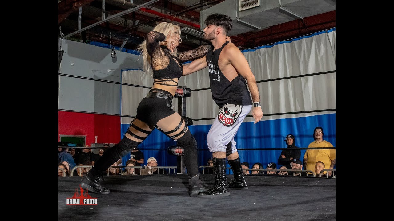 [INTERGENDER MATCH] Angel Metro v Dexter Obsidian – Warriors of Wrestling