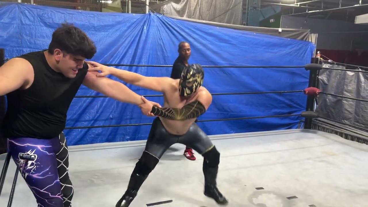 Warriors Showcase – Billy Flynn v Arana – Warriors of Wrestling