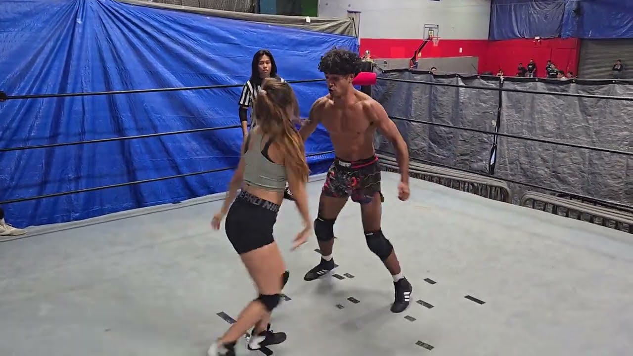 [INTERGENDER MATCH] Zae v Suzy & Andrew Williams – Warriors of Wrestling